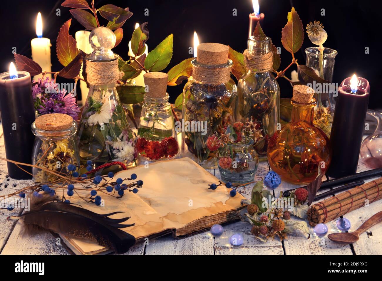 Magic ritual. Wicca, esoteric and occult background with vintage witch ...