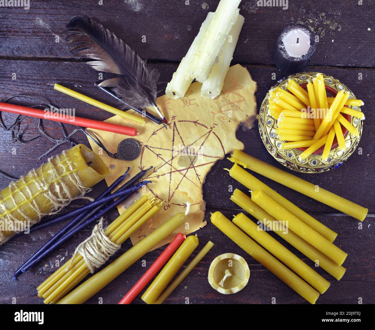 Magic ritual. Wicca, esoteric,voodoo and occult background with vintage ...