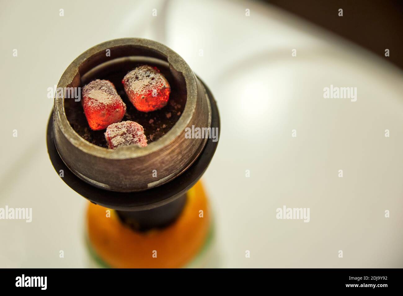 Red coals in hookah hi-res stock photography and images - Alamy