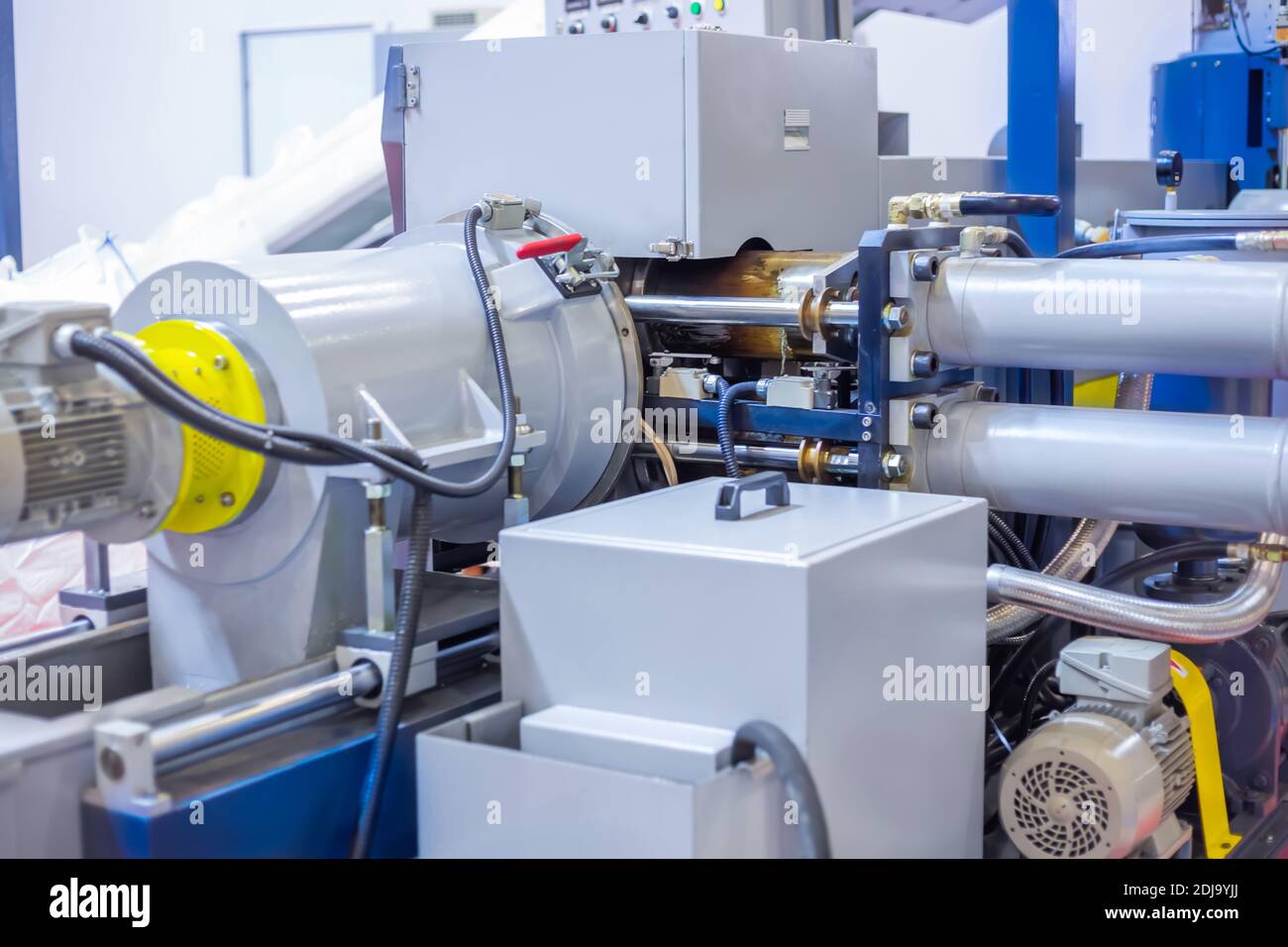 Plastic recycling machine hi-res stock photography and images - Alamy