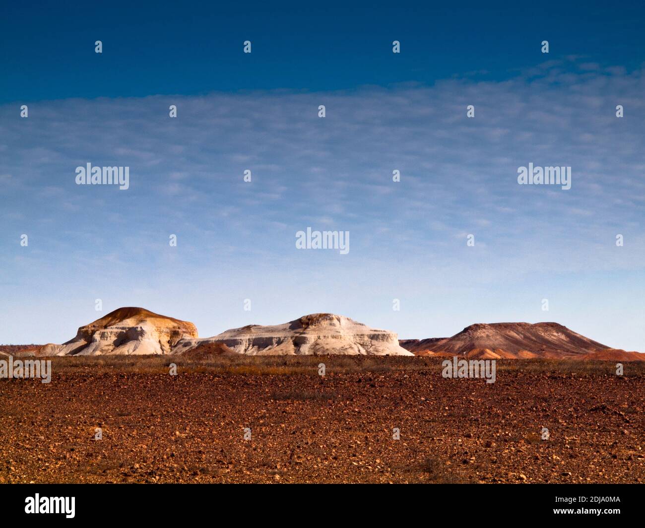 The striped mesa and rock formations of Kanku Breakaways Conservation ...