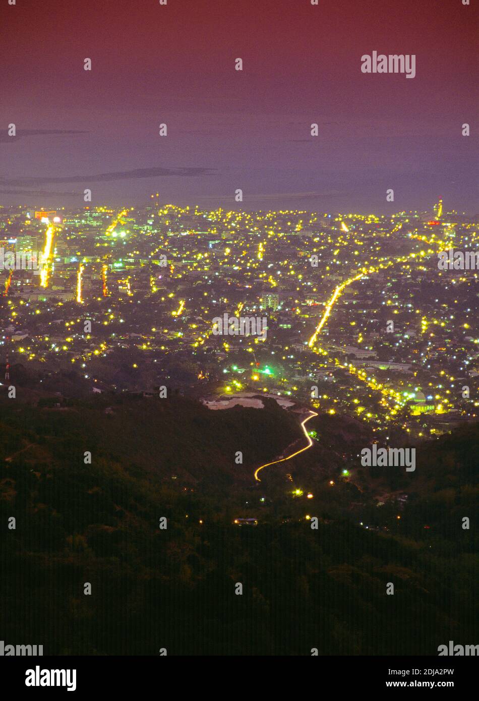 The view from 'The Tops Lookout' above Cebu City on Cebu Island in the ...