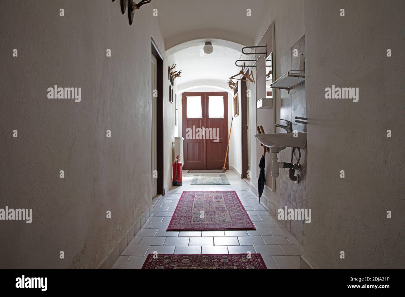 Long dark hallway hi-res stock photography and images - Alamy