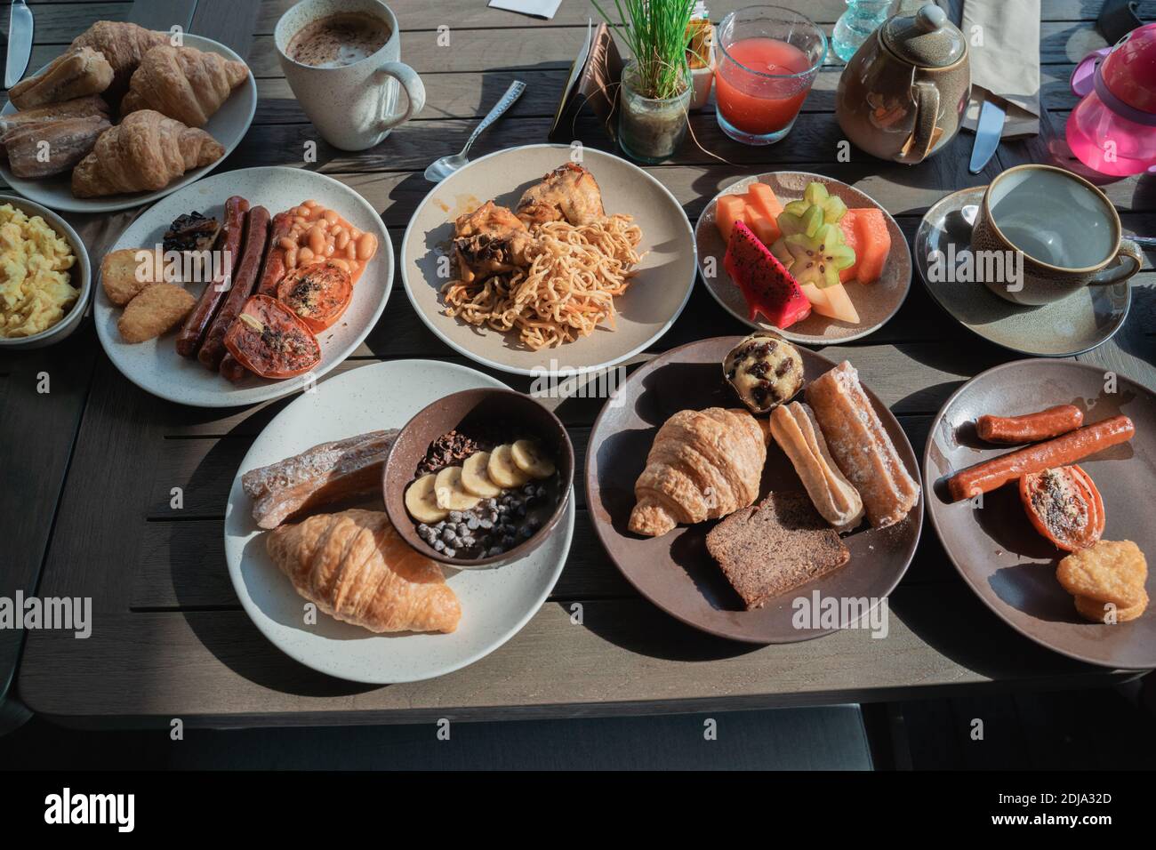 Portraits of various delicious foods ready to eat Stock Photo - Alamy