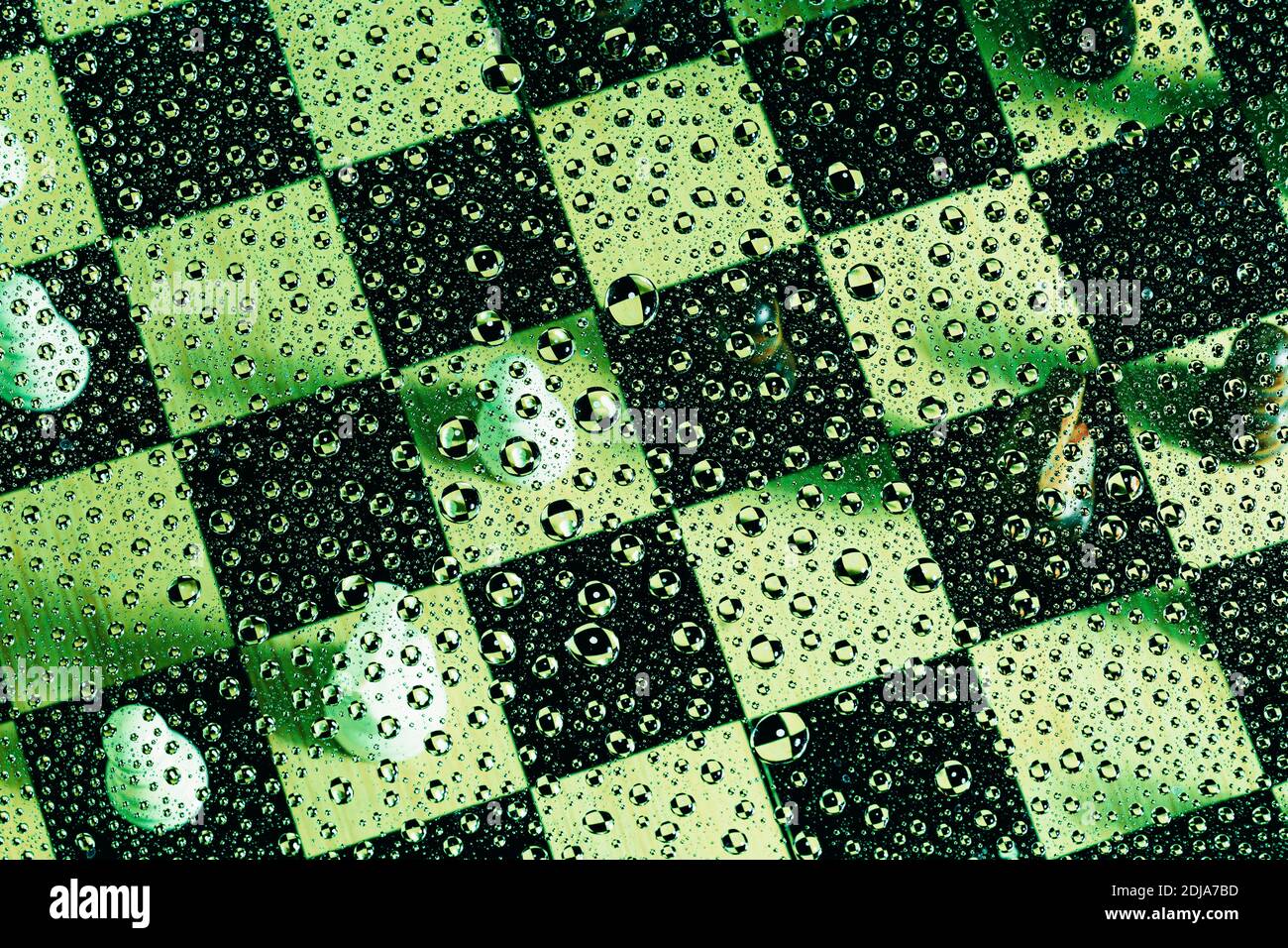 Wet chessboard hi-res stock photography and images - Alamy