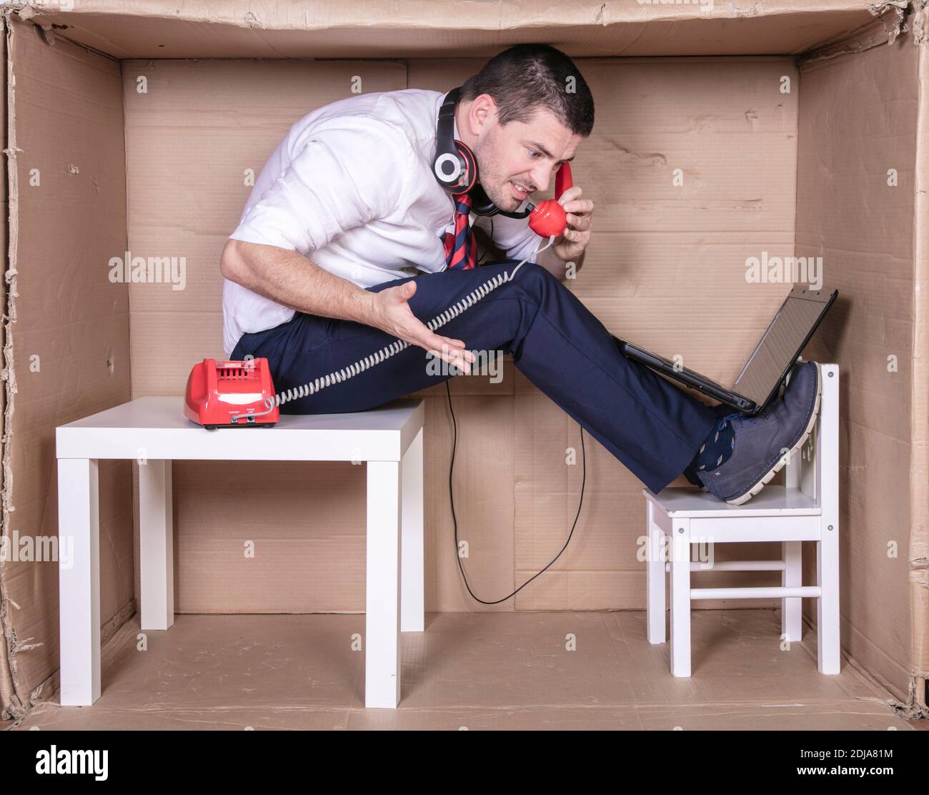 Cramped desk hi-res stock photography and images - Alamy