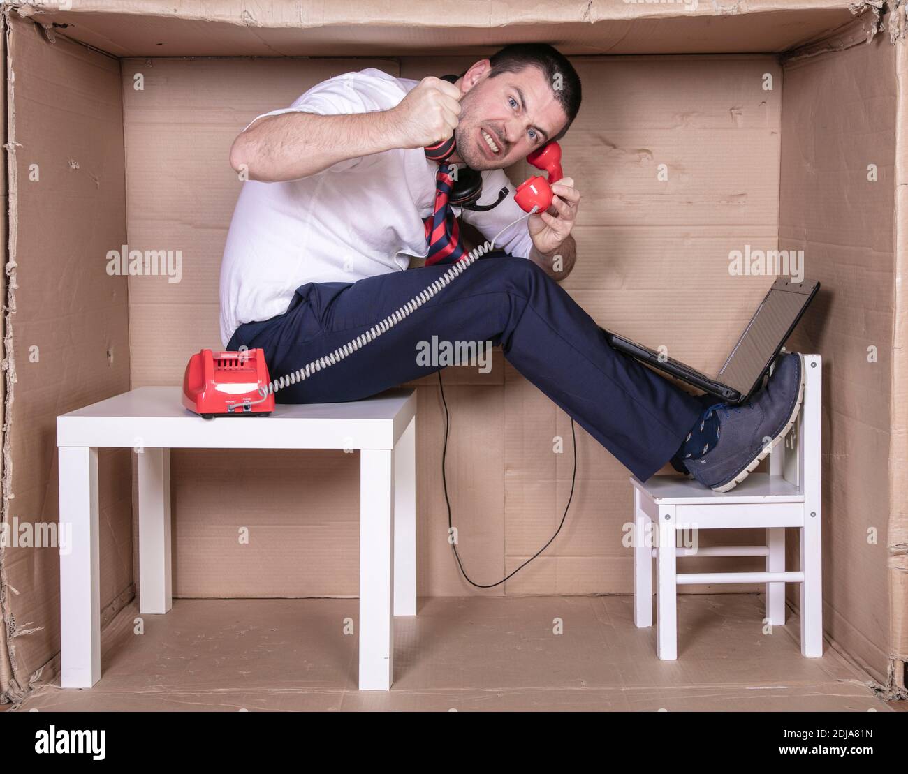 Cramped desk hi-res stock photography and images - Alamy