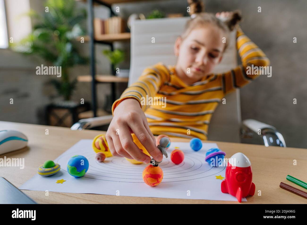 Solar system planets for kids hi-res stock photography and images - Alamy
