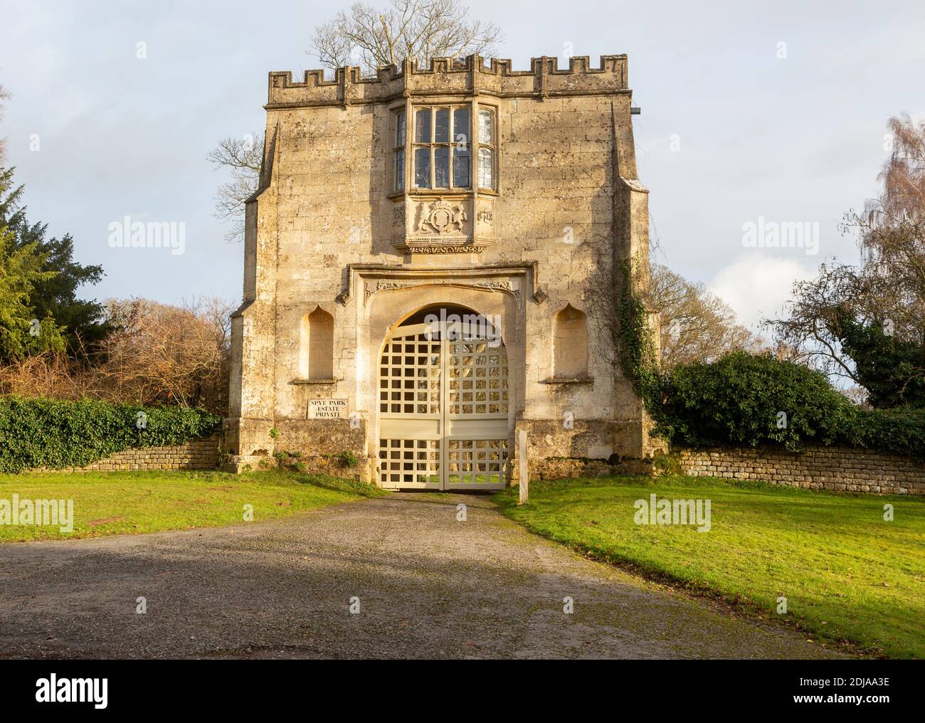 Bromham hi-res stock photography and images - Alamy