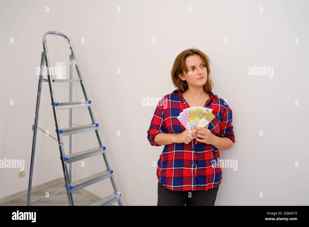 Money to finish a new house, the problem of finance. Euro for the ...