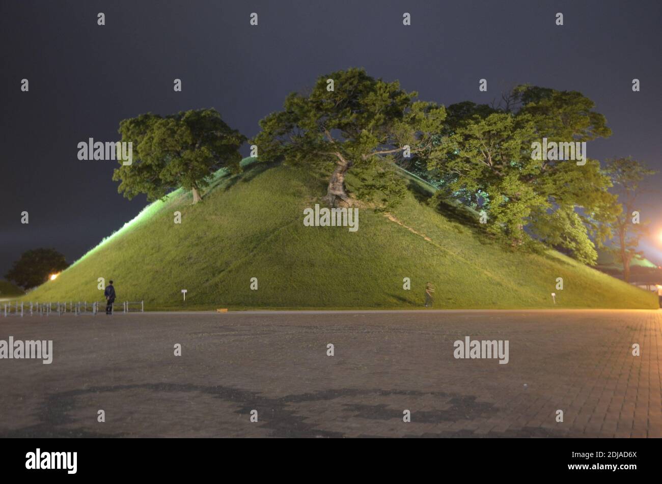 Ancient tumulus from the Tumuli Park (Daereungwon Tomb Complex) on the ...