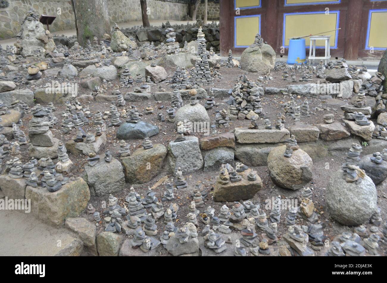 Buddhist stacked stones hi-res stock photography and images - Alamy
