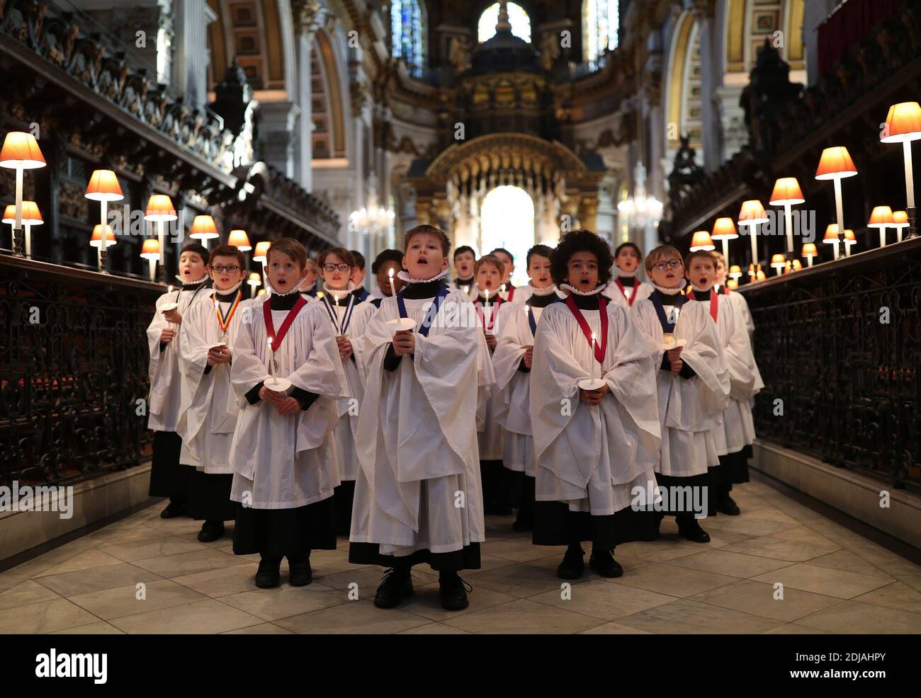 St Paul's Cathedral Choristers prepare for their first live streamed ...