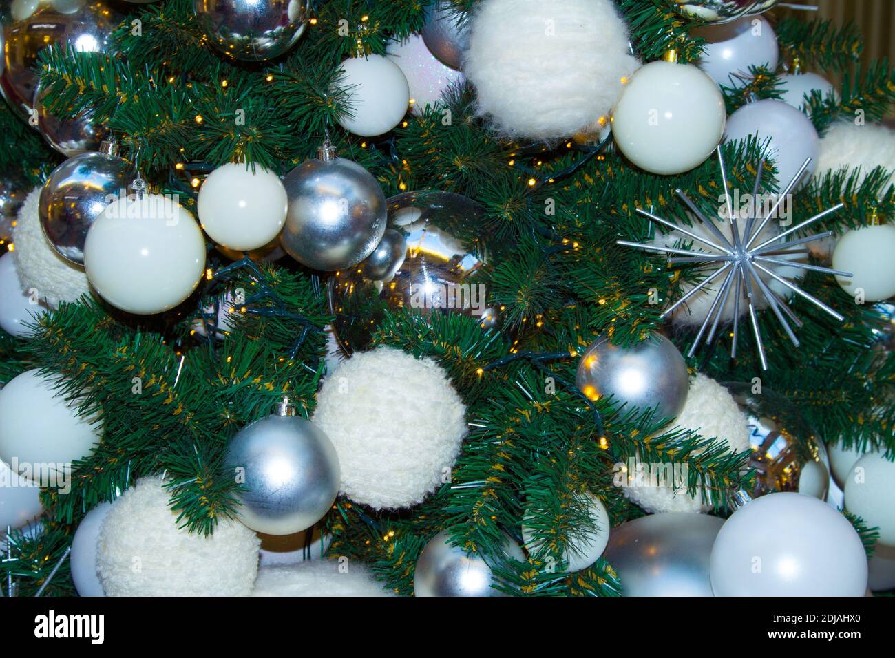 Smooth balls hi-res stock photography and images - Alamy