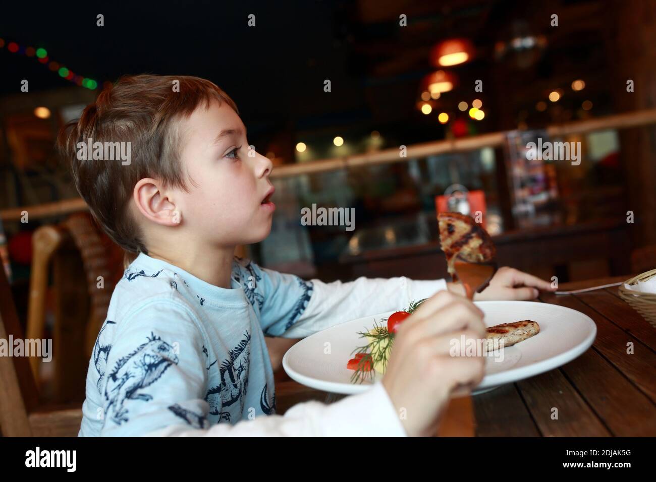 Person eating potato mashed hi-res stock photography and images - Alamy