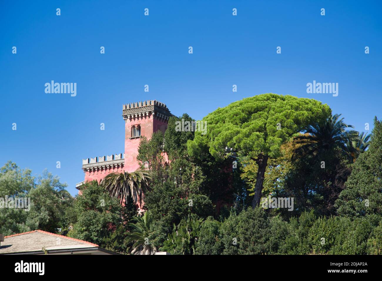 Pink castle italy hi-res stock photography and images - Alamy