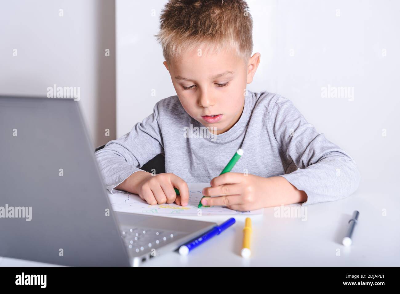 Child draw laptop hi-res stock photography and images - Alamy