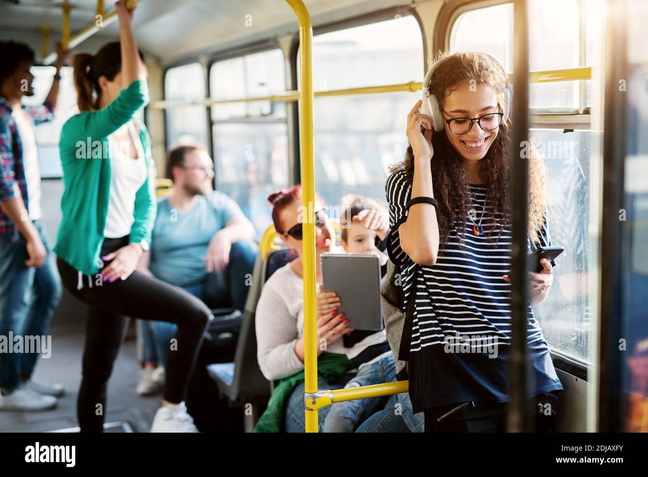Face window bus african hi-res stock photography and images - Alamy