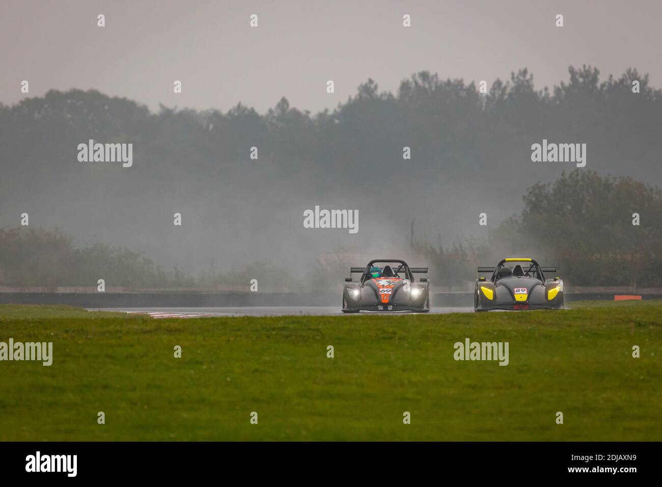Shot two racing cars hi-res stock photography and images - Alamy