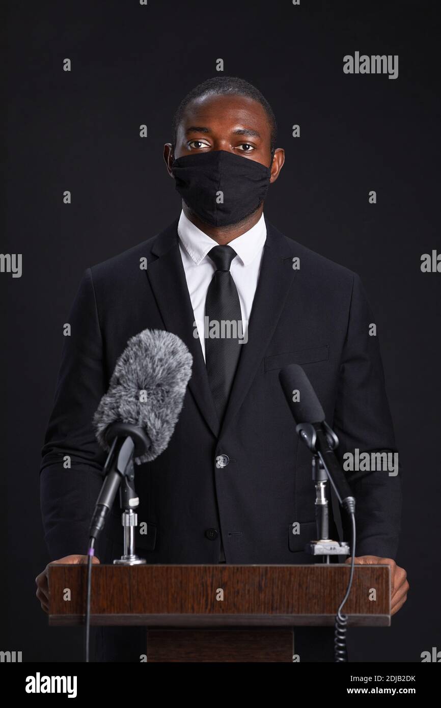 Black man public speaker hi-res stock photography and images - Alamy