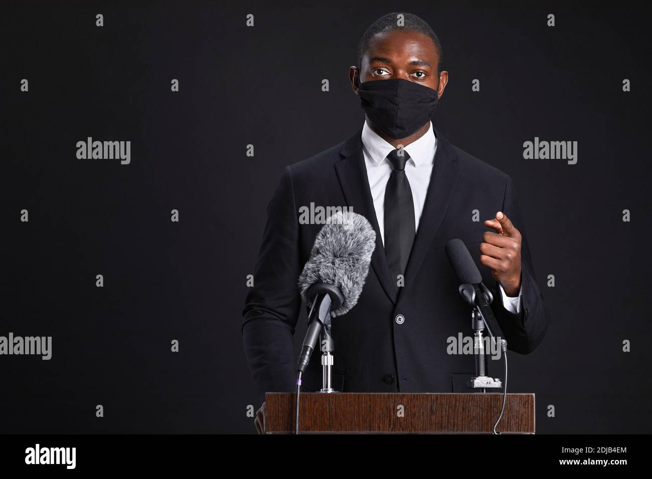 Black man public speaker hi-res stock photography and images - Alamy