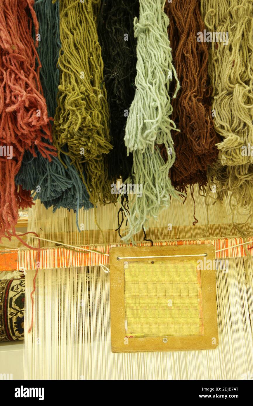 Weaving loom turkish carpets hi-res stock photography and images - Alamy