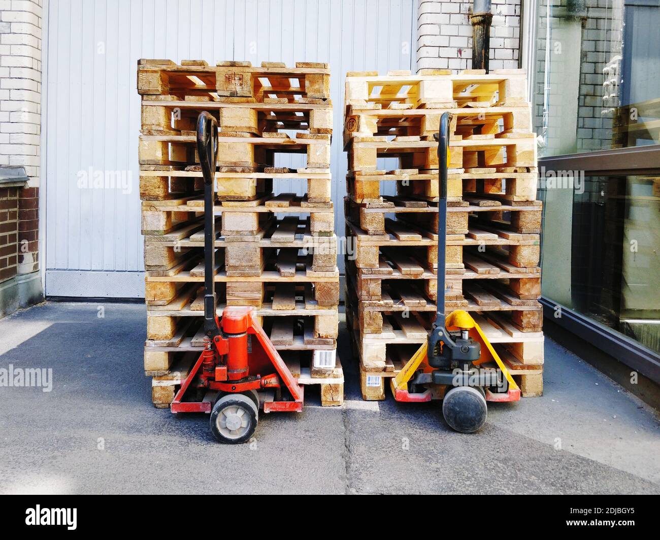 Distributed architecture hi-res stock photography and images - Alamy