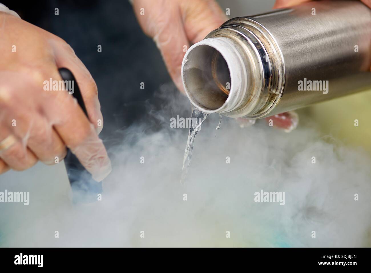 Liquid Nitrogen Container High Resolution Stock Photography and Images ...