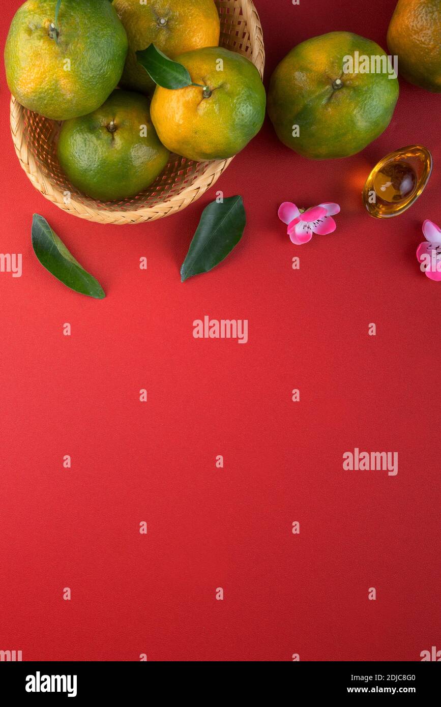 Top view of fresh ripe tangerine mandarin orange with fresh leaves on ...