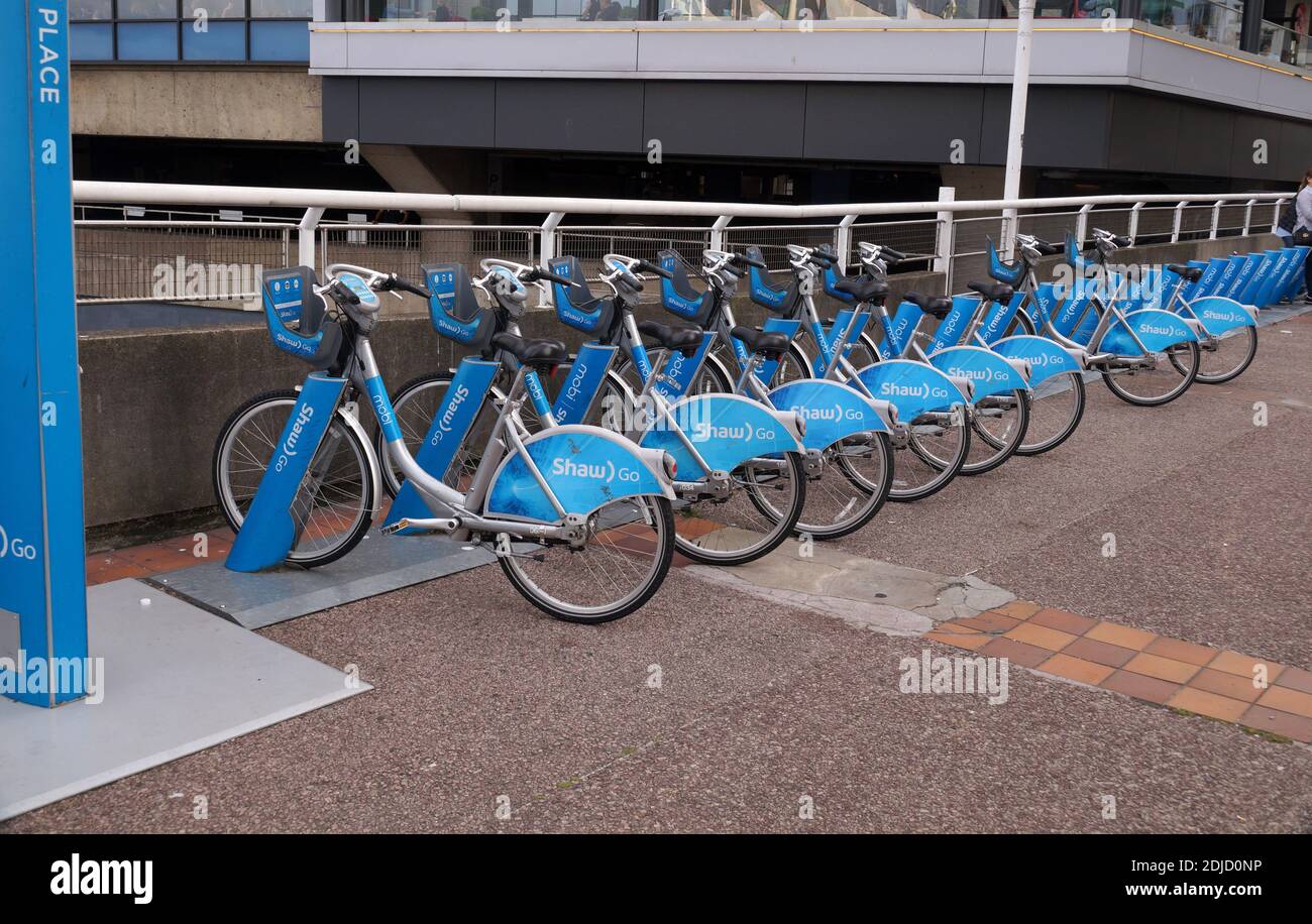 Mobi Bike Share High Resolution Stock Photography and Images - Alamy