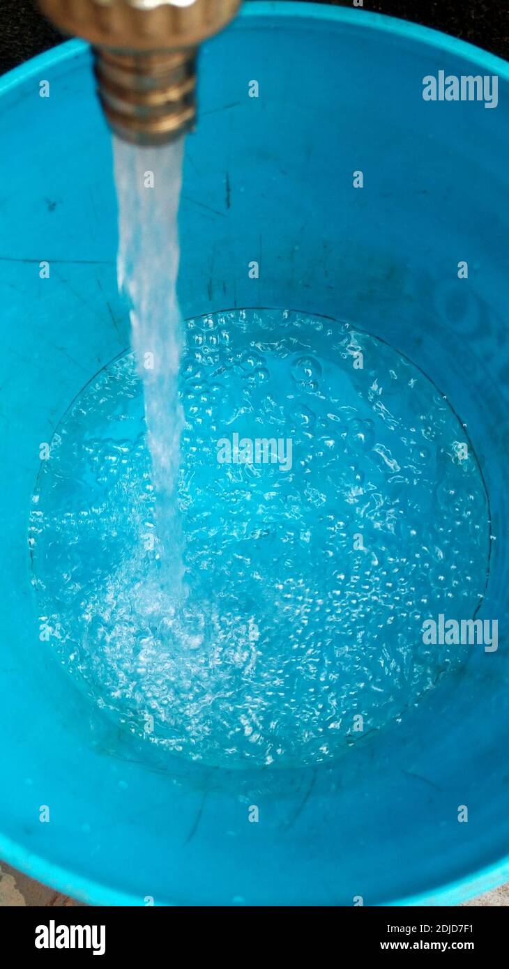 Drop Falling From Pipette Into Test Tube High Resolution Stock ...