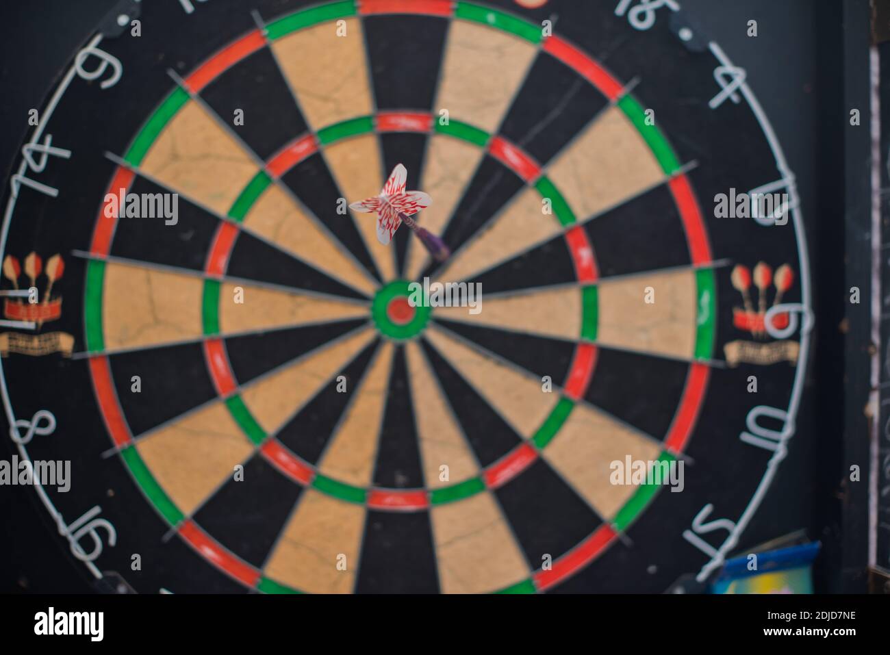 Stuck dart hi-res stock photography and images - Alamy