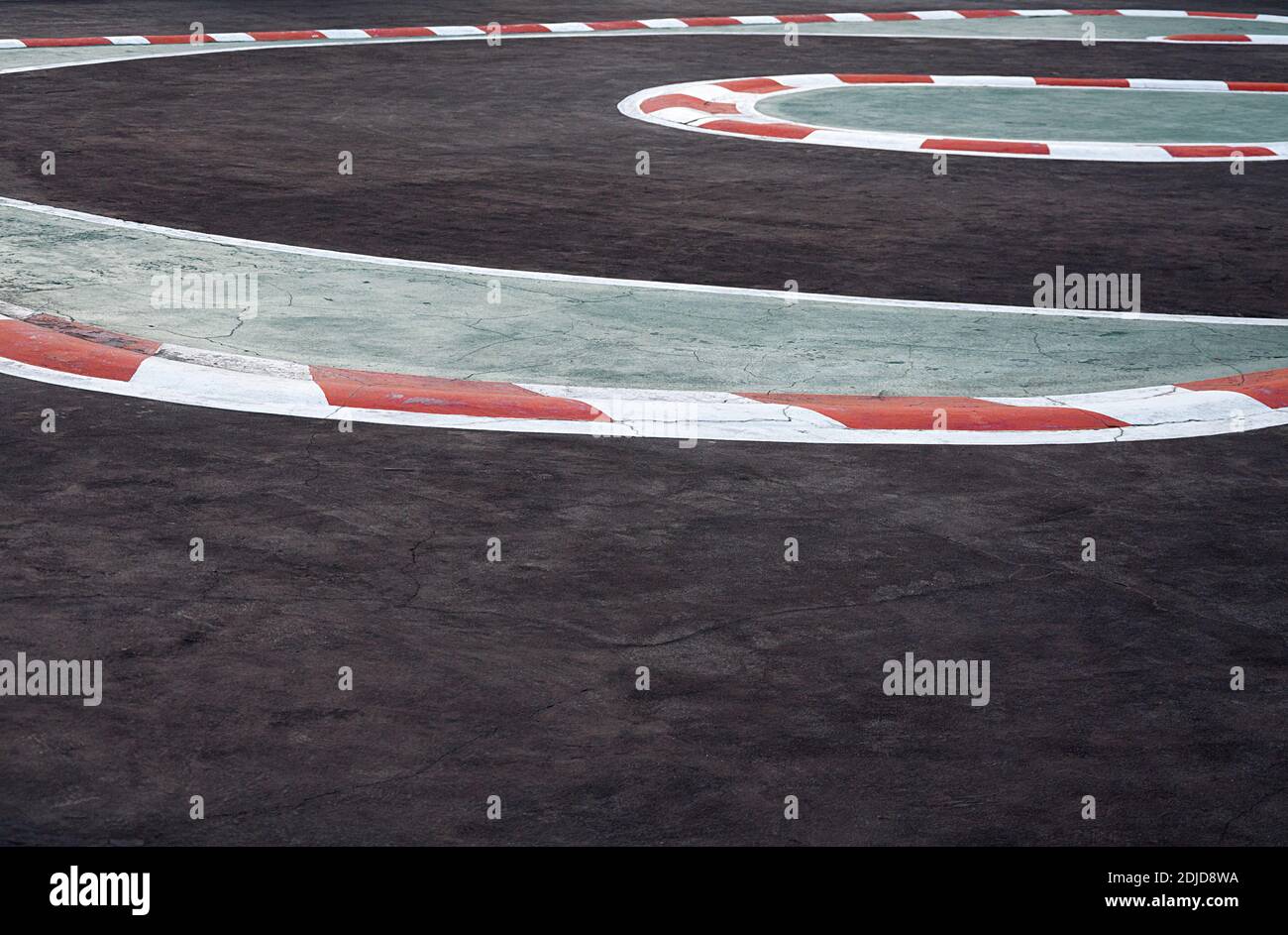 Empty Motor Racing Track High Resolution Stock Photography and Images ...