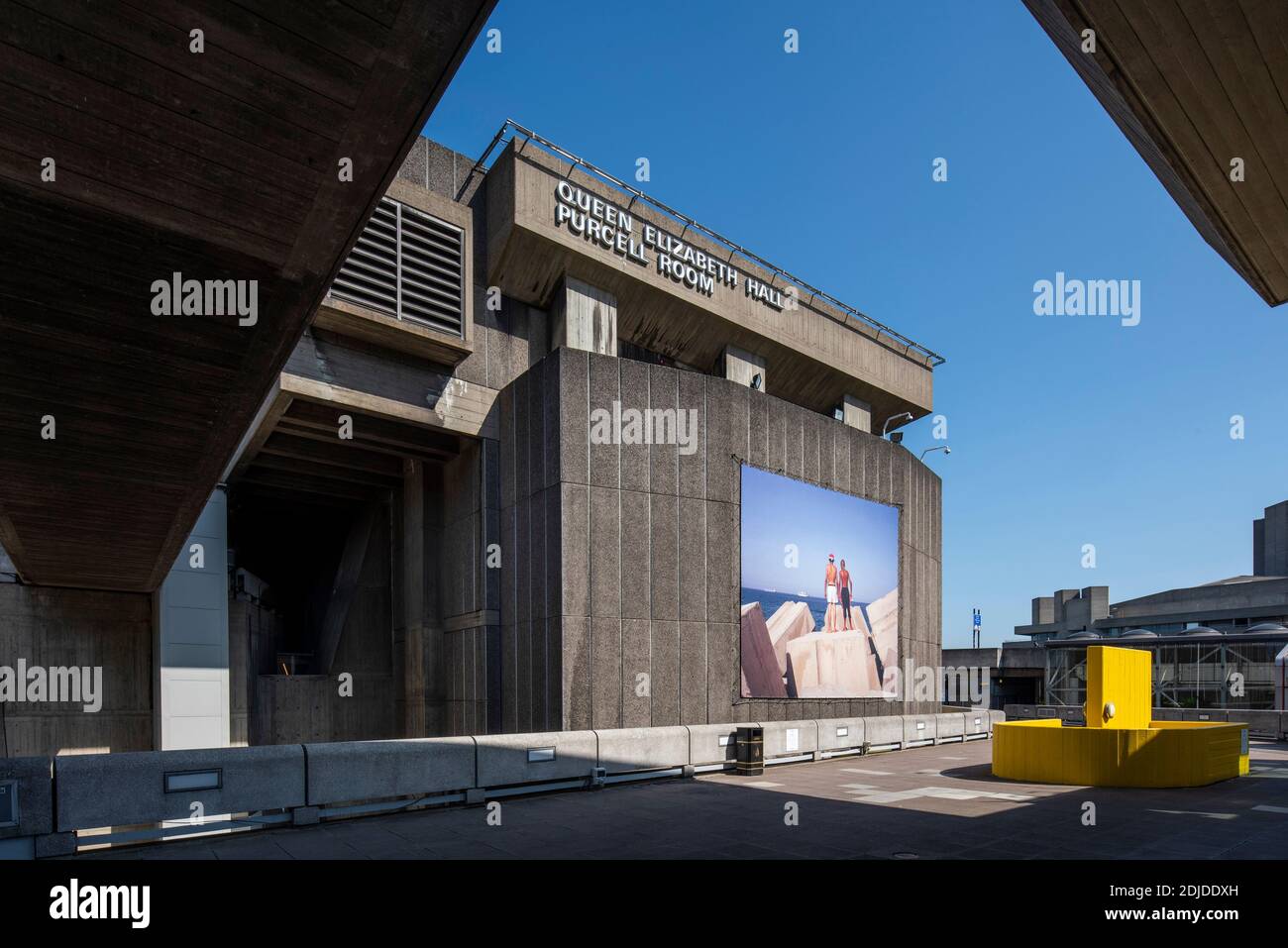 Oblique view of Queen Elizabeth Hall from west with National Theatre in ...