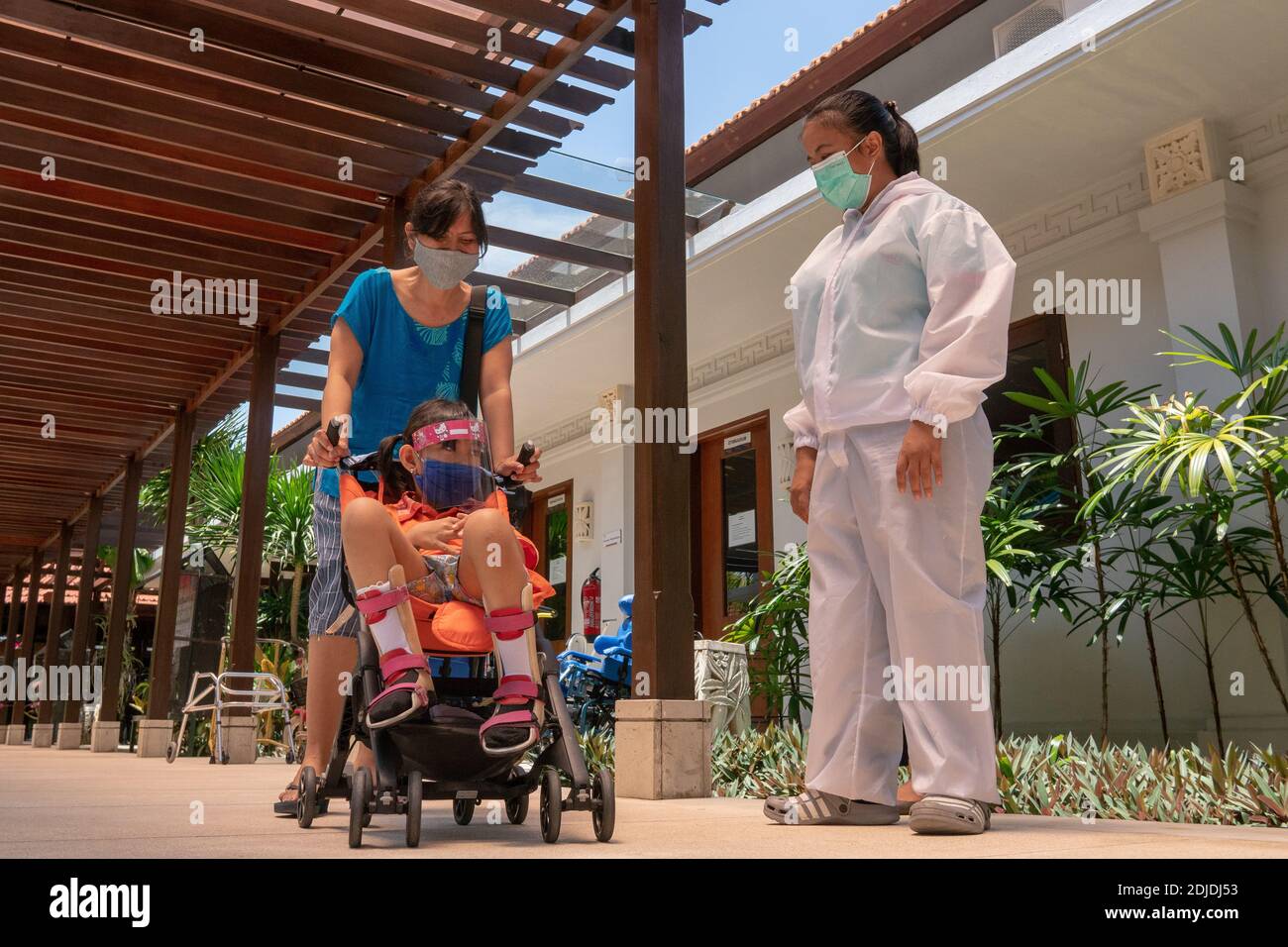 Physical disability hi-res stock photography and images - Alamy