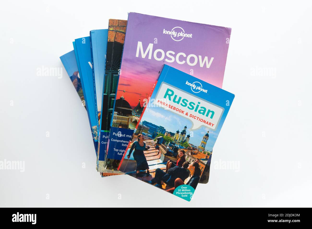 Lonely Planet Travel Guide to Moscow and Russian Phrasebook and ...