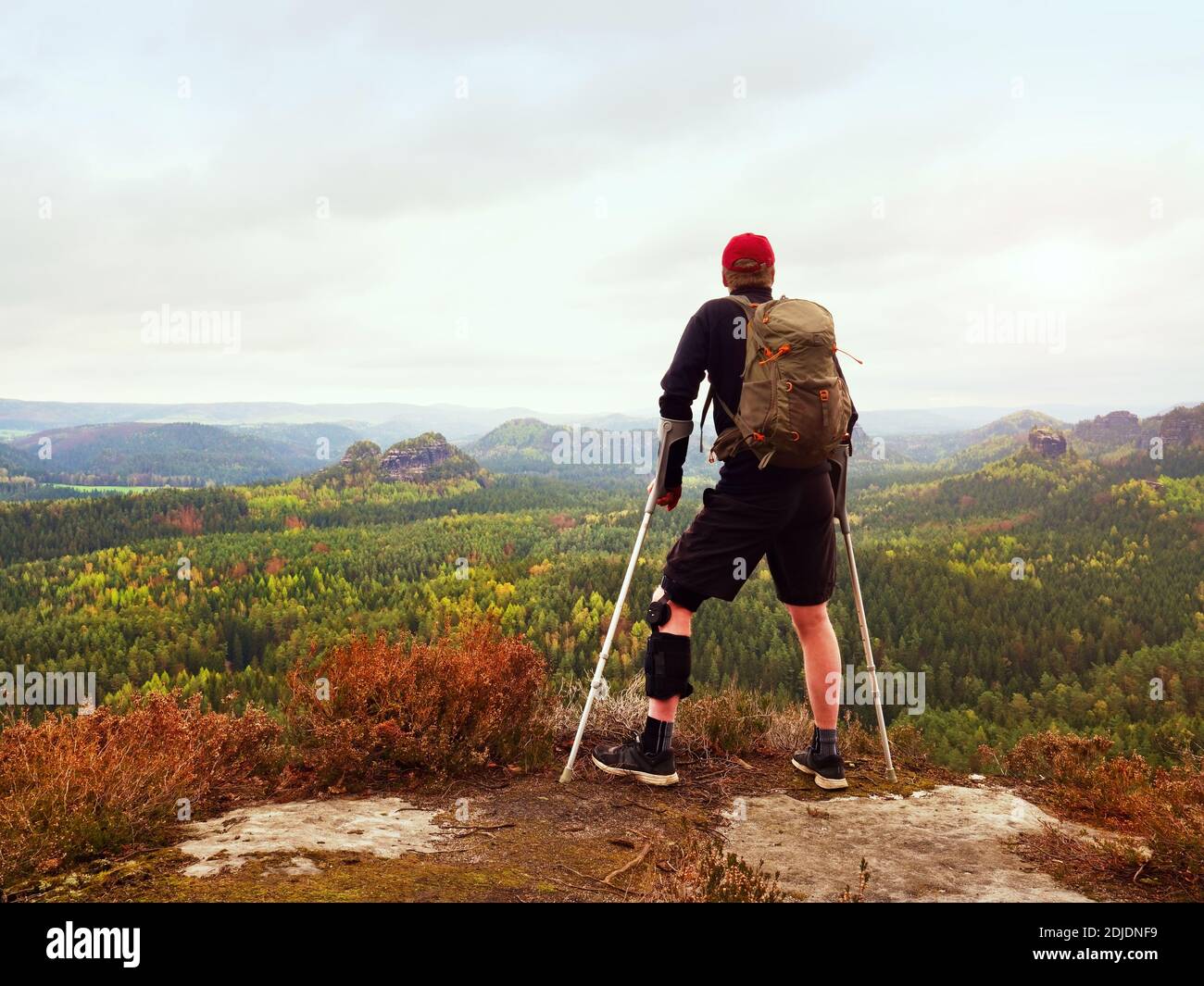 Leg brace hi-res stock photography and images - Alamy