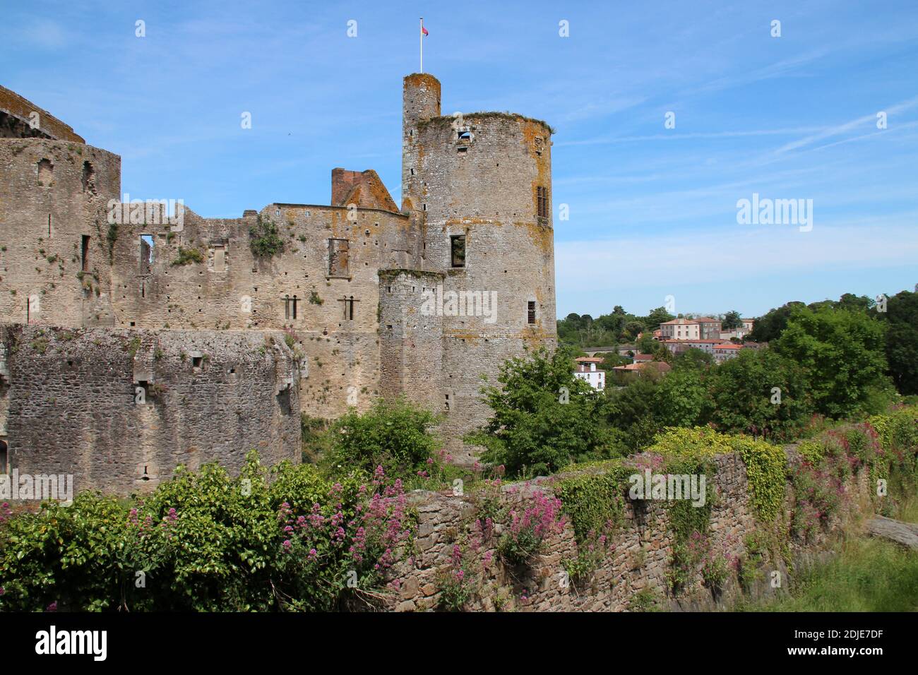 Clisson castle hi-res stock photography and images - Alamy