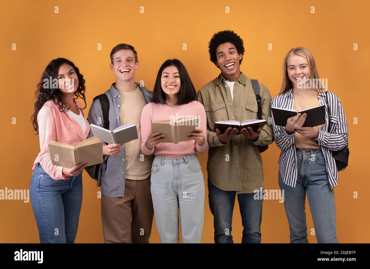 Modern and collaborative learning, knowledge sharing, happiness group ...