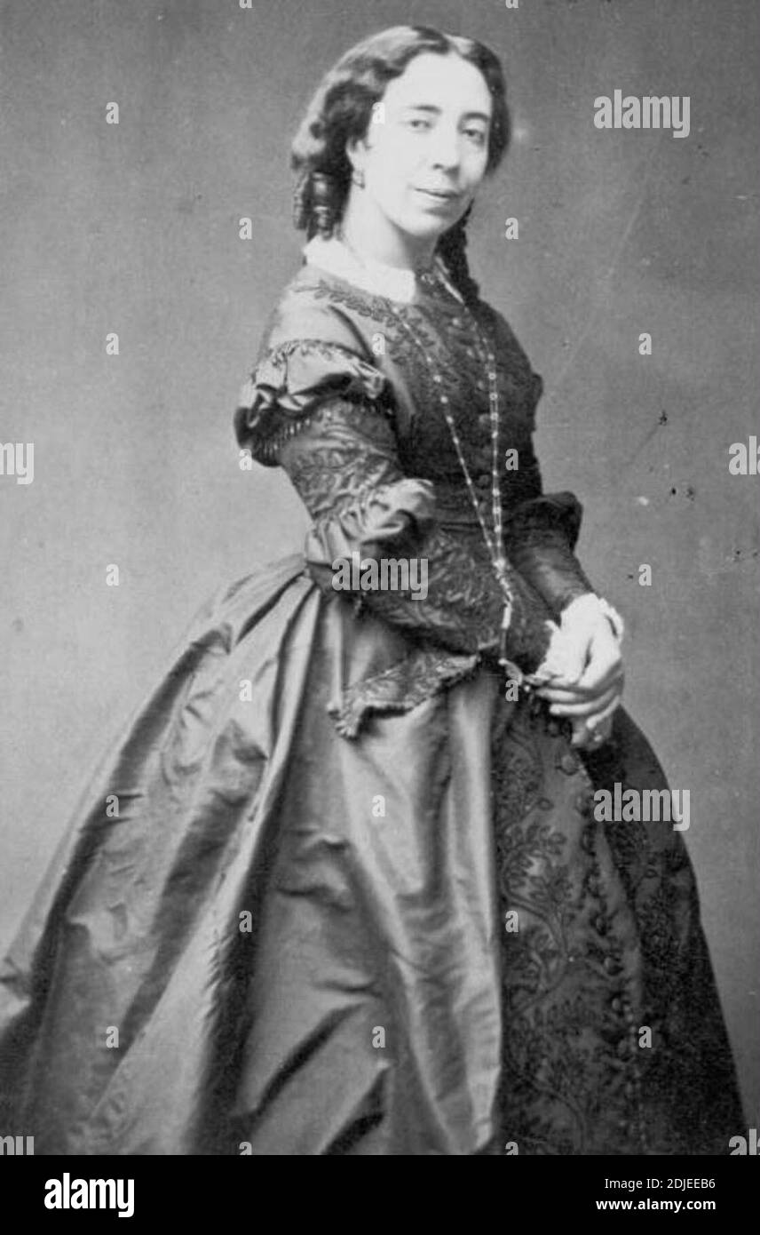 Viardot hi-res stock photography and images - Alamy