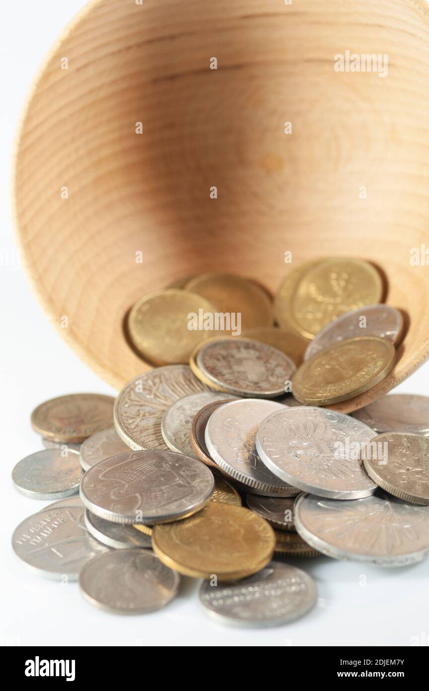 Metal used for coins hi-res stock photography and images - Alamy