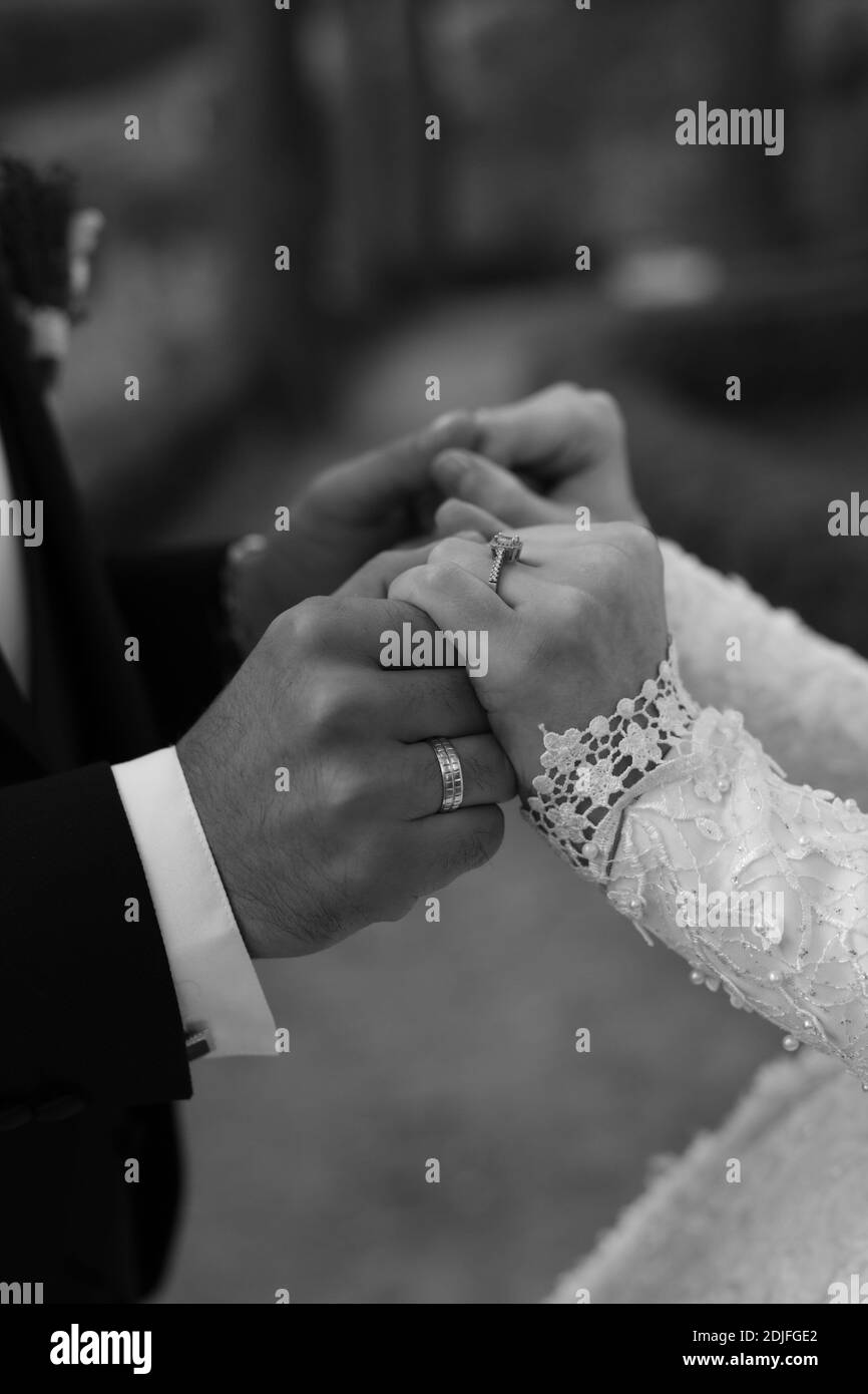 Binding body hi-res stock photography and images - Alamy