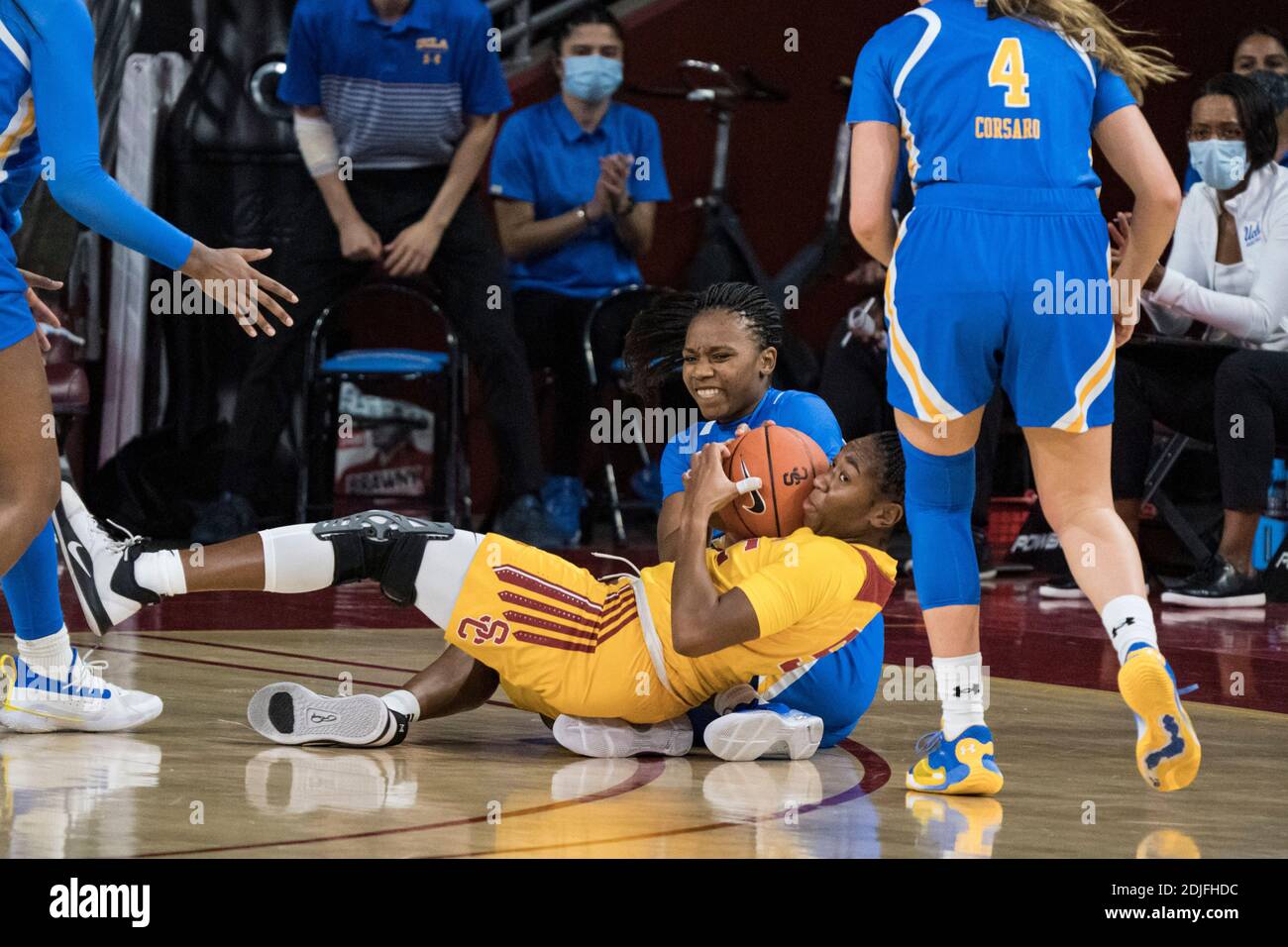 Usc vs ucla hi-res stock photography and images - Alamy