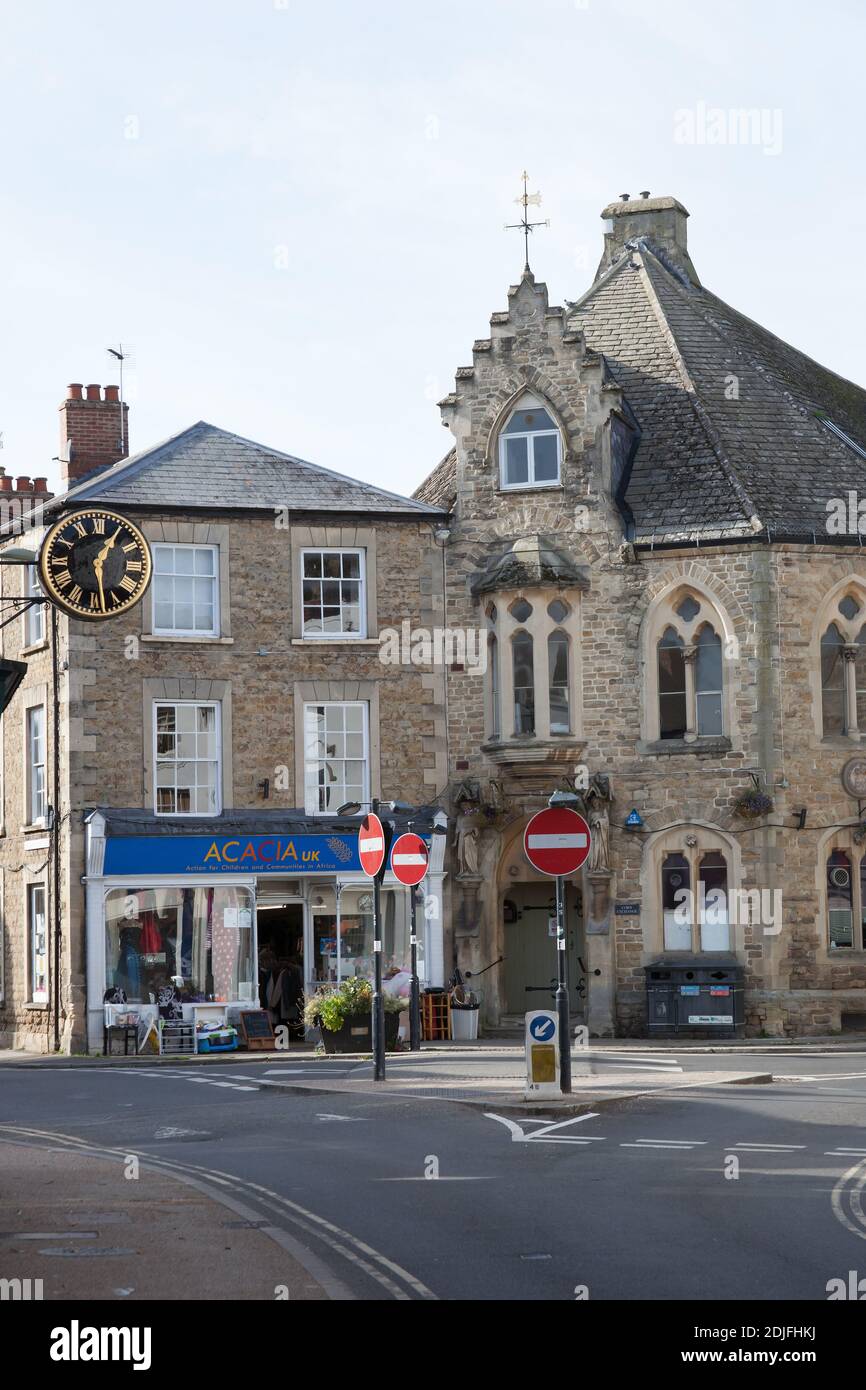 Faringdon town centre hi-res stock photography and images - Alamy