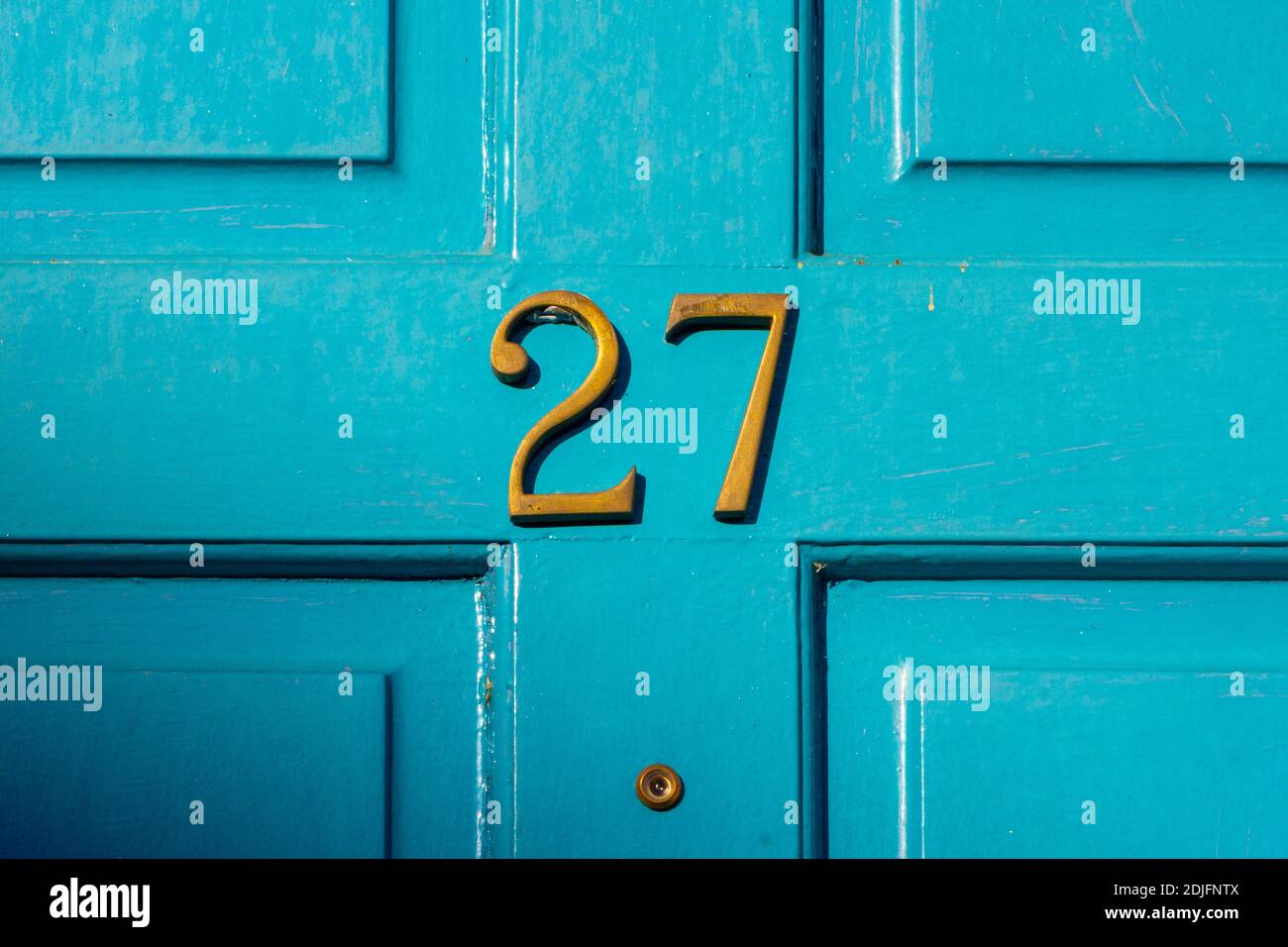 Peephole door number hi-res stock photography and images - Alamy