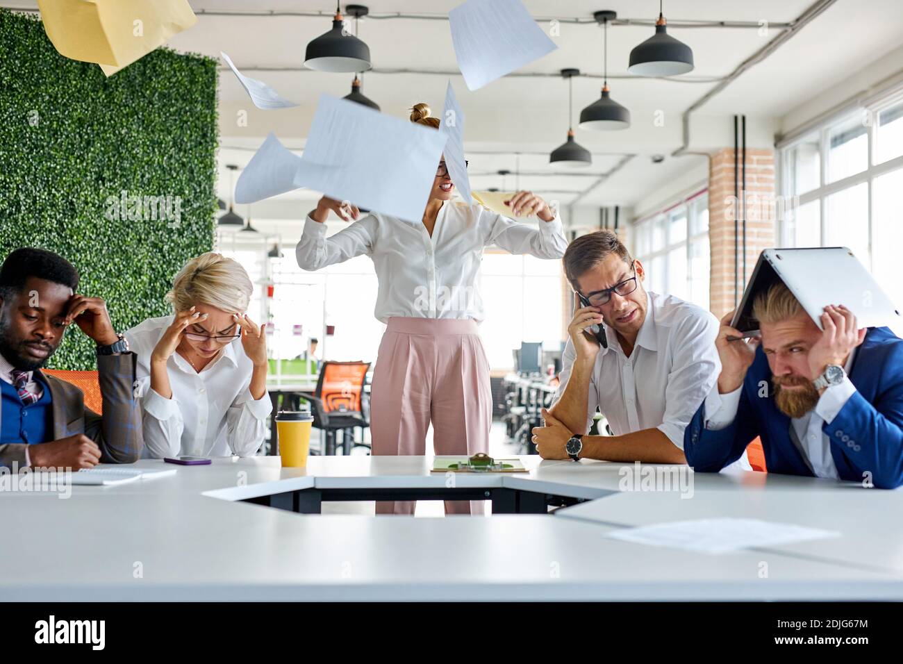 Woman swearing black and white hi-res stock photography and images - Alamy