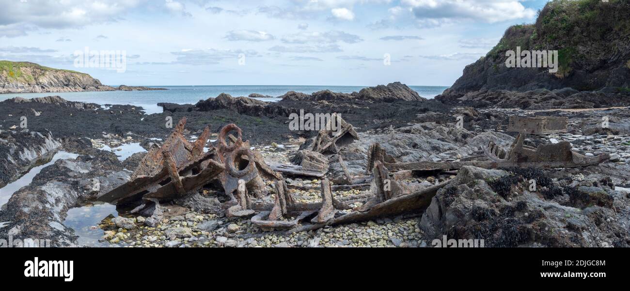 Old shipwreck at Polridmouth Bay, Near Fowey, Cornwall, UK Stock Photo ...