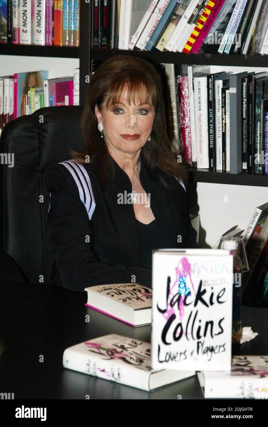Jackie collins books hi-res stock photography and images - Alamy