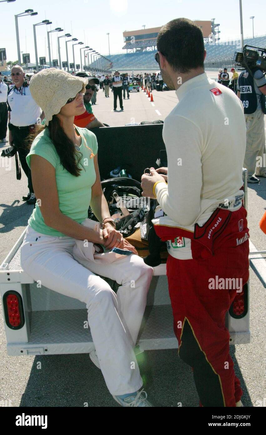 Ashley Judd joins Scottish racing driver husband Dario Franchitti at ...