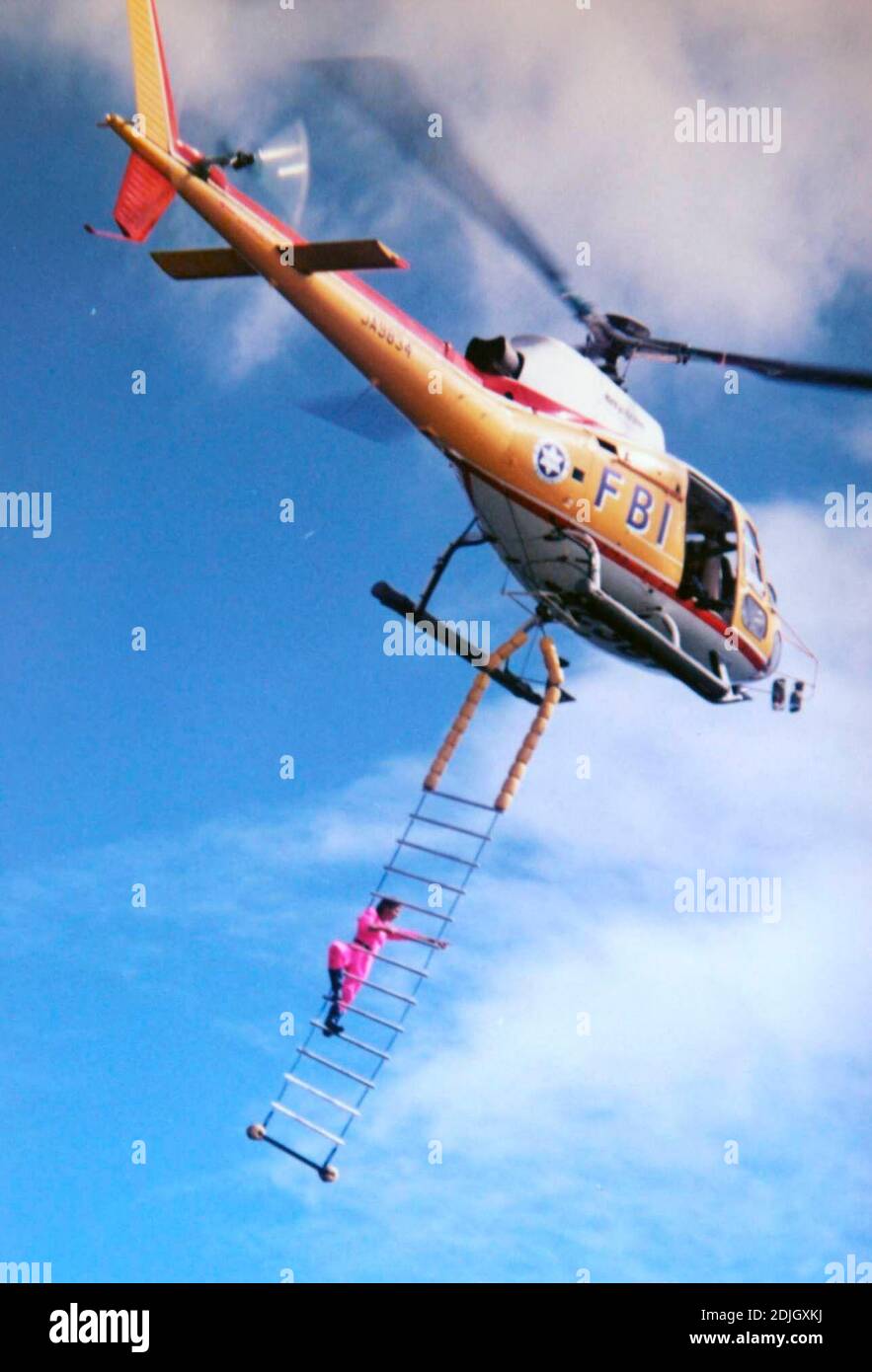 Exclusive!! Michele Waitman does a stunt at a live stunt show in Japan ...